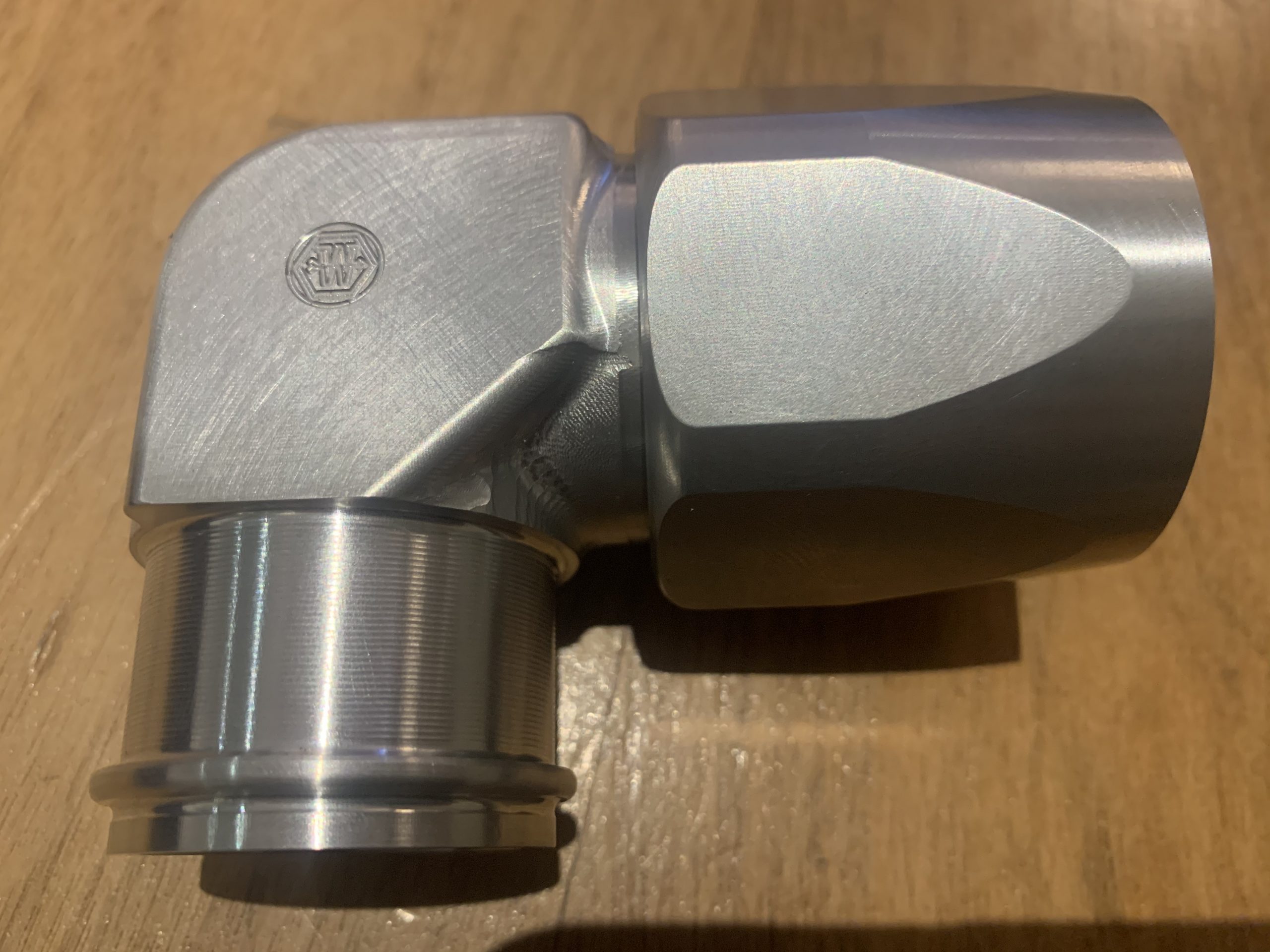 Crossover Tube (Weatherhead co.) - DTM Props