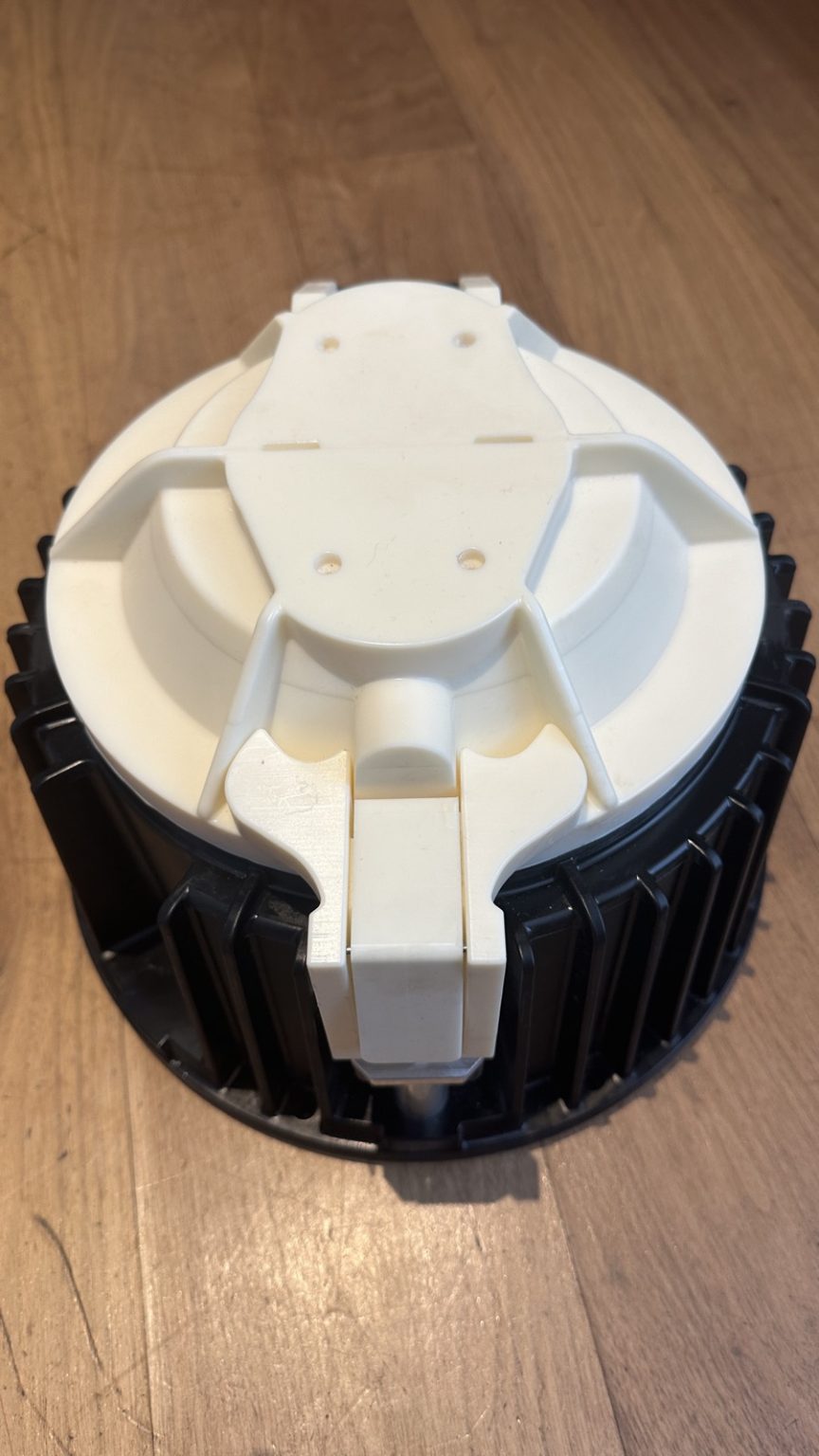 Mr Fusion Base (Singer Librascope) - Resin - DTM Props